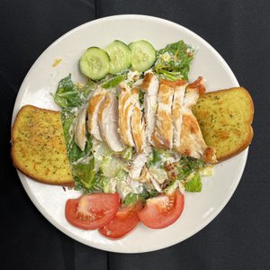 THE WOLF DEN BAR AND GRILL - Updated January 2025 - 34 Photos - 501 ...