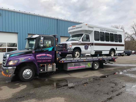 PRICED RITE TOWING & AUTO REPAIR - Updated December 2025 - 12 Photos ...