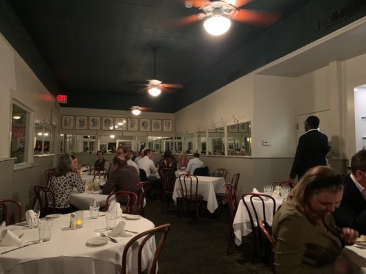 CLANCY’S RESTAURANT - 261 Photos & 369 Reviews - 6100 Annunciation St ...