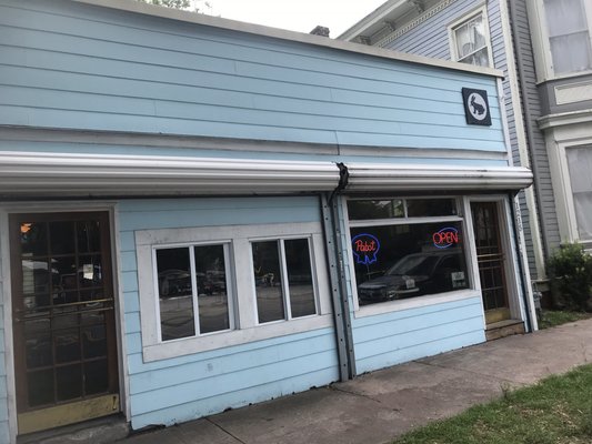 THE BLACK RABBIT - 53 Photos & 51 Reviews - 1215 Barnard St, Savannah ...