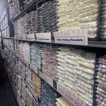 YUMMIES CANDY & NUTS - Updated September 2025 - 242 Photos & 125 ...