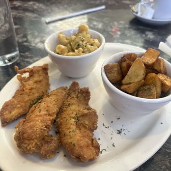 JOHNNY’S CHICKEN AND WAFFLES - Updated July 2024 - 627 Photos & 522 ...