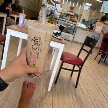 TEALICIOUS CAFE - Updated November 2024 - 93 Photos & 31 Reviews - 1160 ...