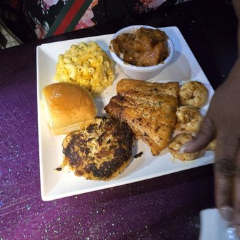 BOSS QUEENS SOUL CAFE - Updated September 2024 - 359 Photos & 253 ...