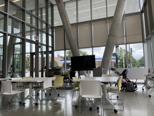 CHICAGO PUBLIC LIBRARY NORTHTOWN BRANCH - Updated December 2025 - 28 ...