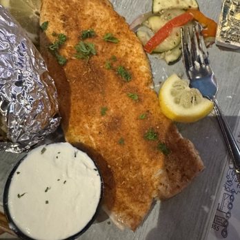 PORTSIDE INN - Updated March 2025 - 127 Photos & 177 Reviews - 239 W ...