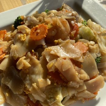 THAITANIUM - Updated July 2025 - 552 Photos & 390 Reviews - 735 ...