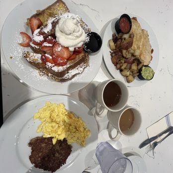 TWO TREES RESTAURANT & TAPS - Updated March 2025 - 624 Photos & 840 ...