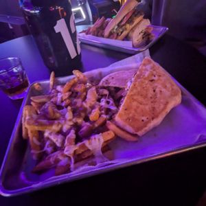 THE BARN KITCHEN AND BAR - Updated February 2025 - 14 Photos - 11 Green ...