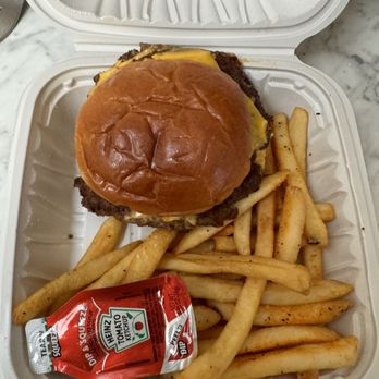 DOUBLEDAYS HOME PLATE - Updated October 2025 - 11 Photos - 953 S Main ...