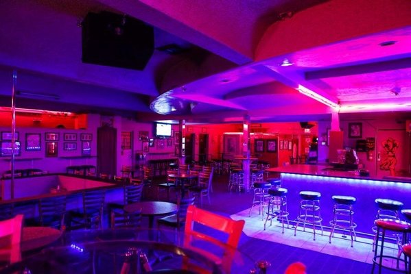 SWEET ILLUSIONS - Updated January 2026 - 18 Photos & 27 Verified ...