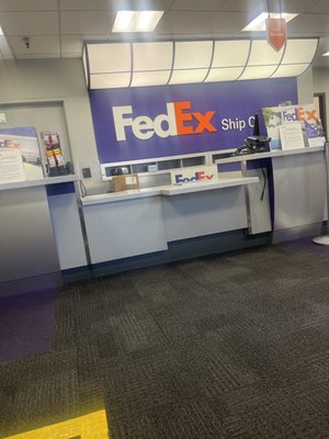 FEDEX SHIP CENTER - Updated June 2025 - 24 Photos & 86 Reviews - 8455 ...