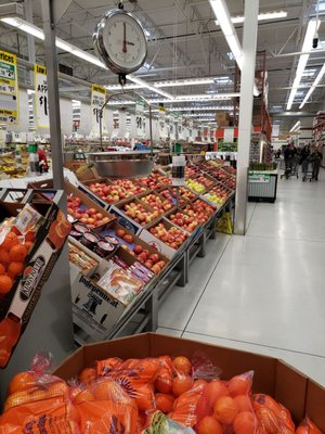 WINCO FOODS - Updated January 2026 - 13 Photos & 61 Reviews - 905 NE ...