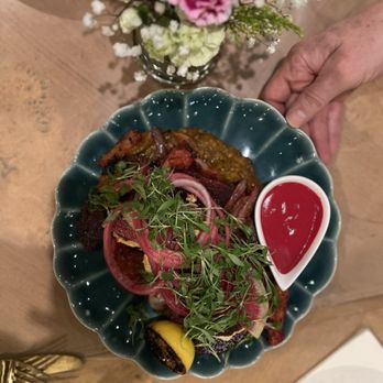 CHEENI - Updated July 2024 - 56 Photos & 22 Reviews - 202 Corcoran St ...