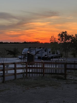 YELLOW ROSE RV RESORT - Updated June 2024 - 56 Photos & 18 Reviews ...