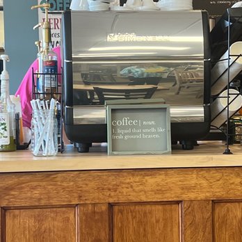 BEANZ - Updated January 2025 - 152 Photos & 56 Reviews - 11 East Main St Old Avon Village, Avon ...