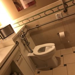 NORTHWESTERN MEDICINE CENTRAL DUPAGE HOSPITAL - 71 Photos & 227 Reviews ...