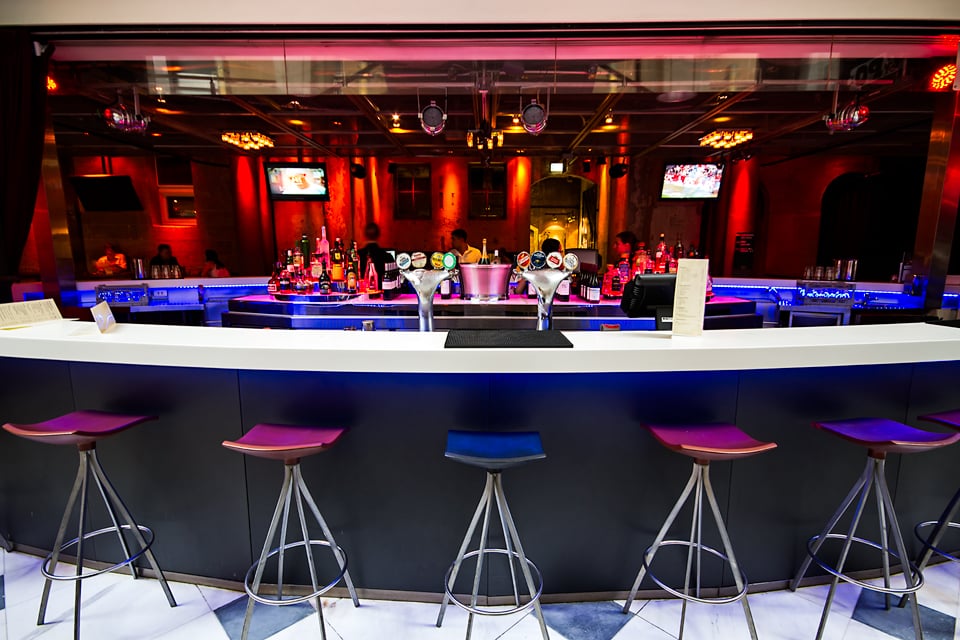 GPO MIDDLE BAR - Updated September 2024 - 1 Martin Pl, Sydney New South ...