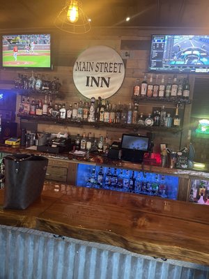 MAIN STREET INN - Updated January 2026 - 16 Photos & 36 Reviews - 130 E ...