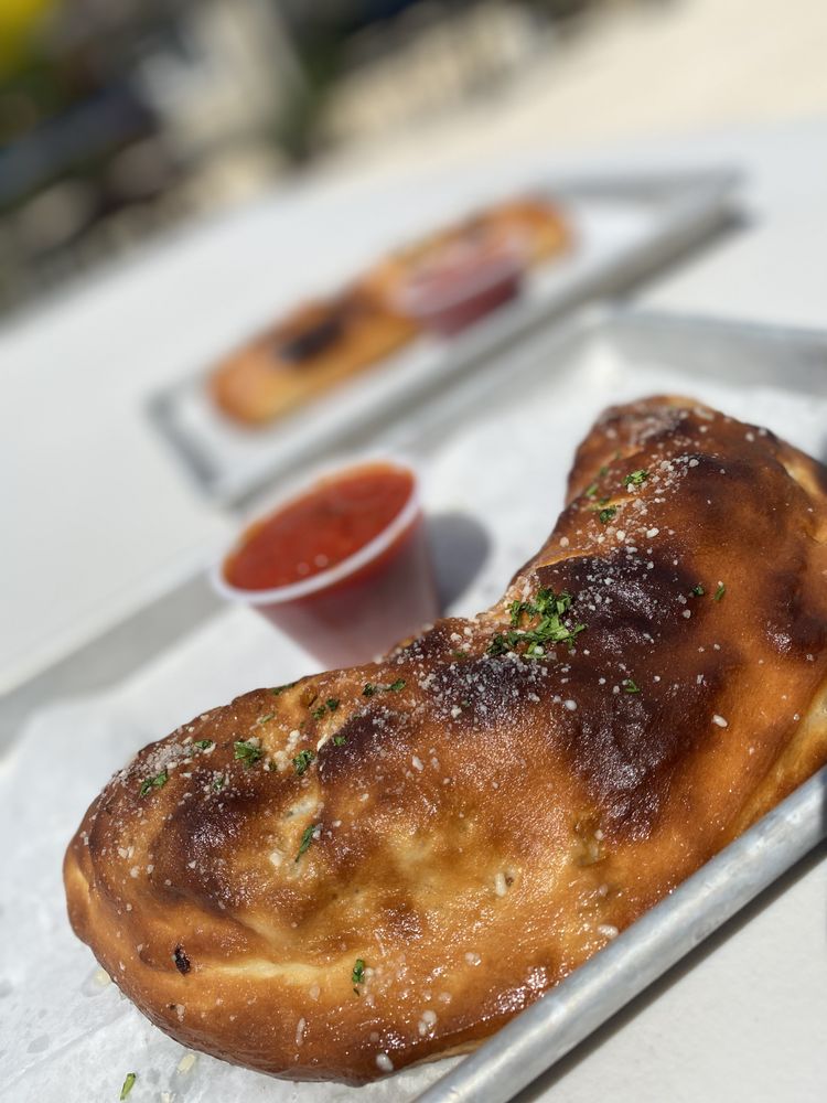 THE SHORE HOUSE BAR & GRILL - Updated September 2024 - 113 Photos & 67 ...