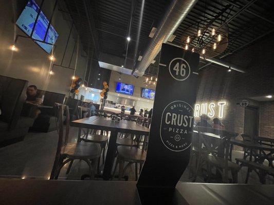 CRUST PIZZA CO. - WILLIS - Updated December 2025 - 30 Photos & 43 ...