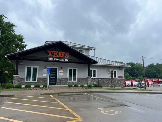 TED’S TRASH SERVICE - Updated May 2026 - 13 Photos & 42 Reviews - 10736 ...
