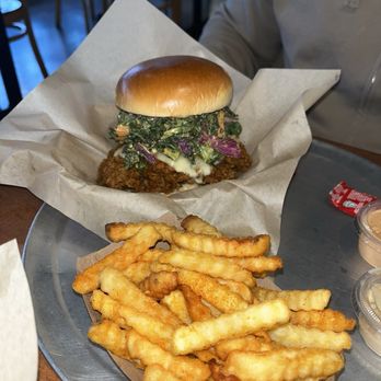 ZACH’S CHICKEN - Updated July 2024 - 163 Photos & 124 Reviews - 23052 ...