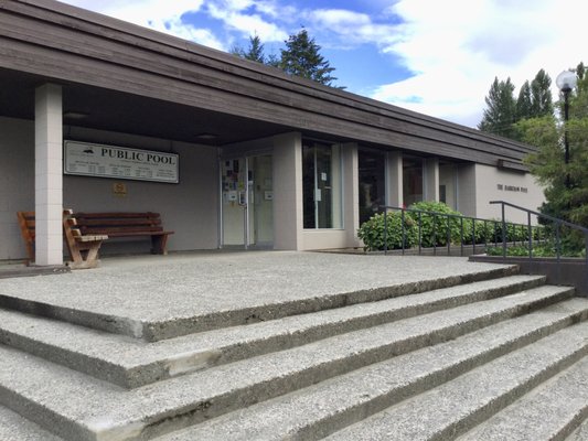 HARRISON PUBLIC POOL - 16 Photos & 17 Reviews - Swimming Pools - 224 ...