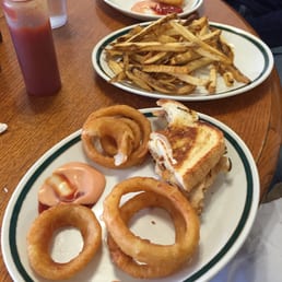 BALANCE ROCK EATERY & PUB - Updated August 2025 - 142 Photos & 196 ...