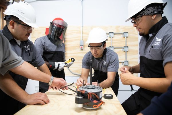 UEI COLLEGE - PHOENIX - Updated December 2025 - 59 Photos & 39 Reviews ...