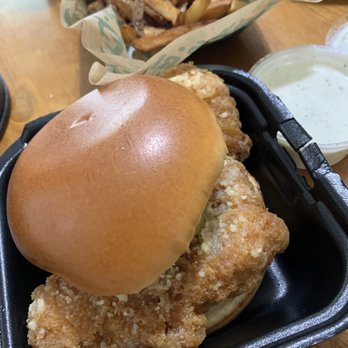 WINGSTOP - Updated December 2025 - 53 Photos & 138 Reviews - 500 W ...