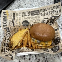 BARN BELLY BURGERS - Updated December 2025 - 79 Photos & 112 Reviews ...