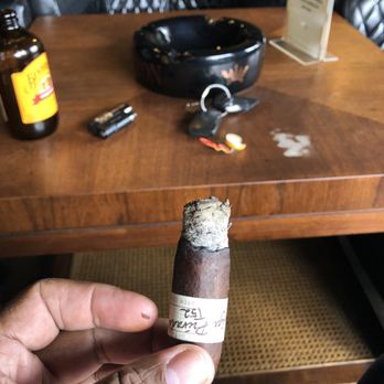 LA CHAVETA CIGAR LOUNGE - Updated March 2025 - 25 Photos & 24 Reviews ...
