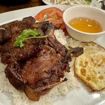 CHEF PAPA VIETNAMESE KITCHEN - Updated December 2024 - 758 Photos & 256 ...