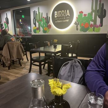 BIRRIA LOVE - Updated January 2025 - 141 Photos & 43 Reviews - 1742 E ...