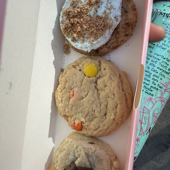 CRUMBL - UPPER EAST SIDE - Updated January 2026 - 227 Photos & 175 ...