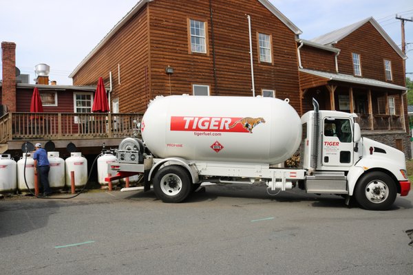 TIGER FUEL - Updated July 2025 - 66 Photos & 14 Reviews - 200 Carlton ...