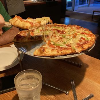 ZEEKS PIZZA - Updated December 2025 - 106 Photos & 127 Reviews - 1915 ...