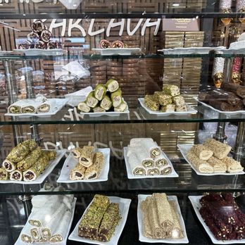 ROYAL ROASTERY - HOUSTON - Updated July 2024 - 131 Photos & 59 Reviews ...