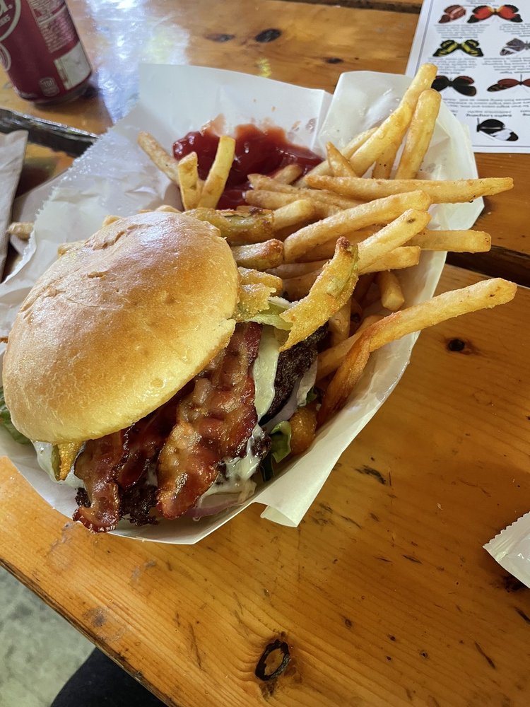 DANDEE’S SNACK SHACK - Updated October 2025 - 979 Catawba Ave, Ottawa ...