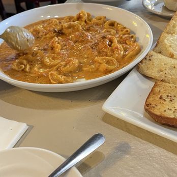 FRANCESCO’S ITALIAN RESTAURANT & PIZZERIA - Updated December 2025 - 109 ...