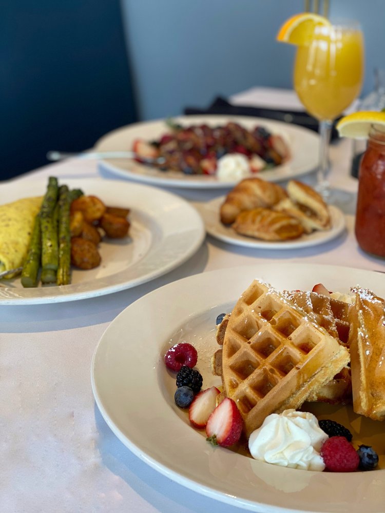 ONE BISTRO - Updated January 2025 - 152 Photos & 182 Reviews - 1125 ...