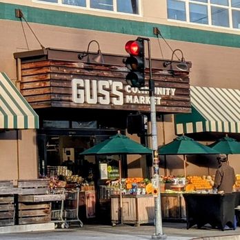 GUS’S COMMUNITY MARKET - Updated December 2025 - 301 Photos & 332 ...