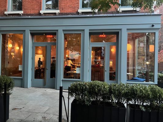 THE NOBLE - Updated October 2025 - 27 Photos & 19 Reviews - 148 Noble ...