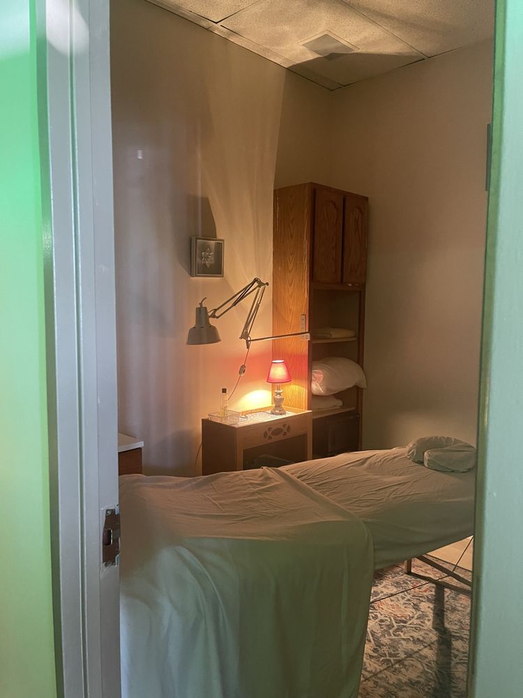 SHINY CRYSTAL 7 SPA - Updated December 2025 - 5785 N Milwaukee Ave ...