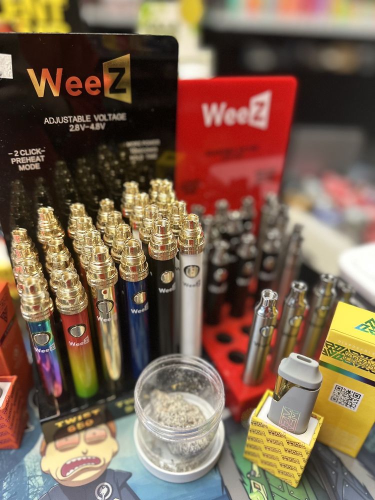 SMOKEPLUG - Updated January 2026 - 221 Photos & 59 Reviews - 216 E ...