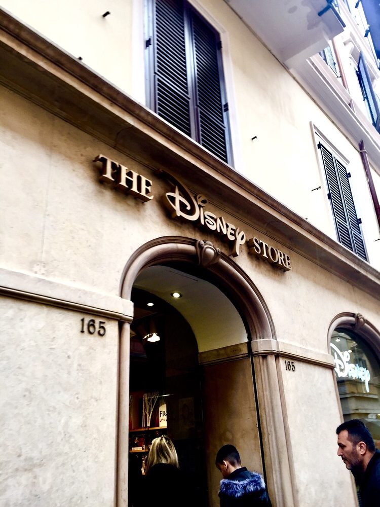 THE DISNEY STORE - Updated May 2025 - 18 Photos & 12 Reviews - Via del ...