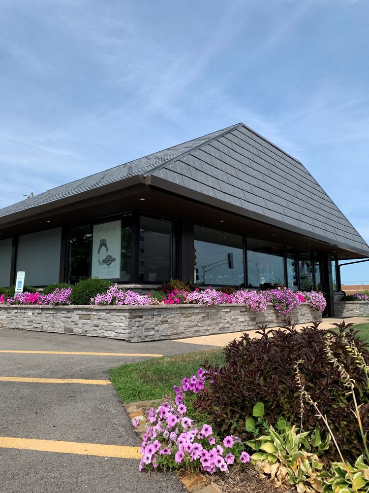 FLORA GEMS - Updated January 2026 - 302 W Kirby Ave, Champaign ...