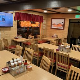 SWING INN CAFE & BBQ - Updated May 2025 - 1588 Photos & 1728 Reviews ...