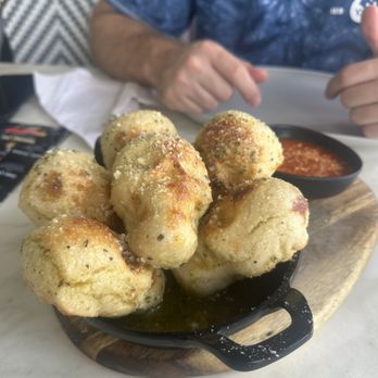 MANGONI - Updated October 2025 - 759 Photos & 289 Reviews - 251 ...